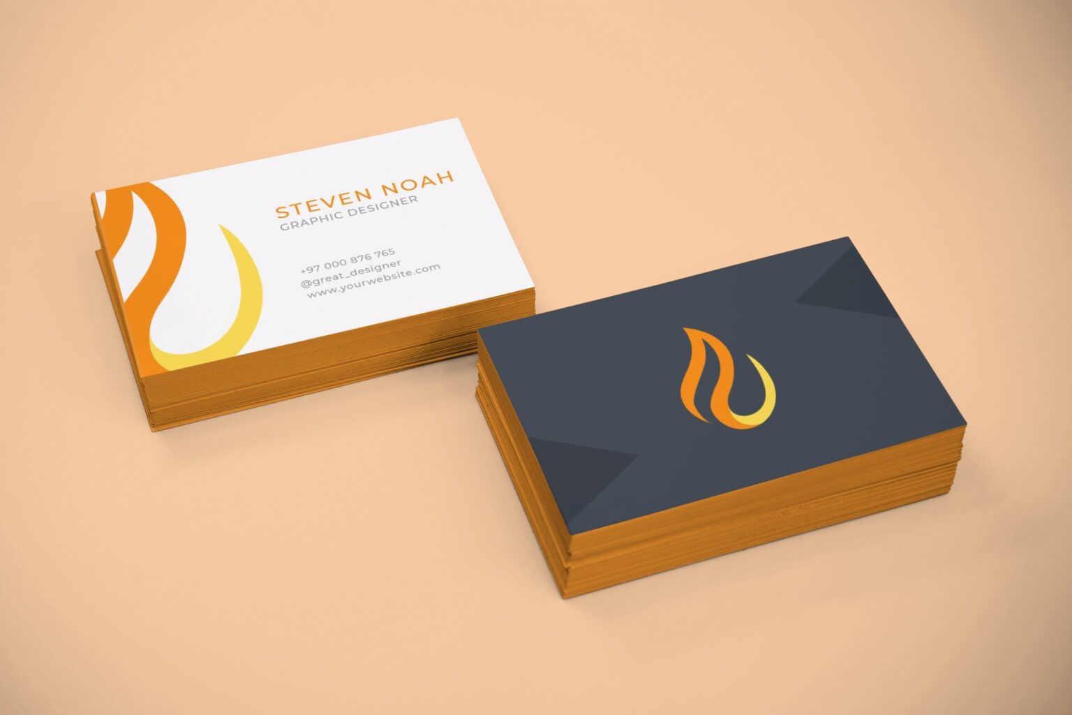 stack of cards | Mediamodifier