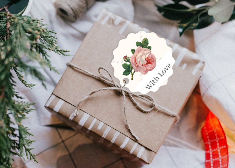 Gift Tag Design in Paper Wrapped Gift Box | Mediamodifier